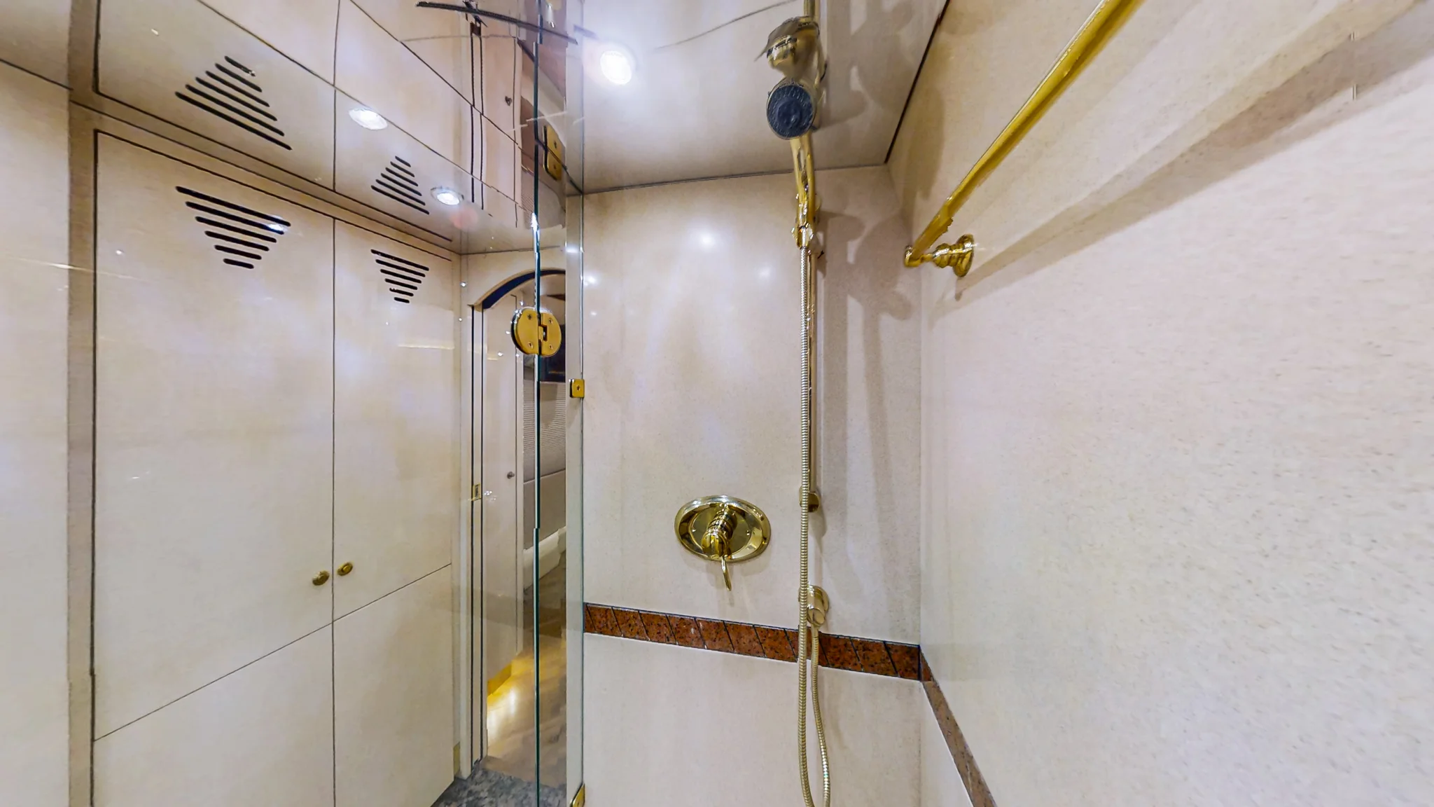 2004 Prevost Parliament H3-45 Double Slide For Sale | Tradewinds Coach